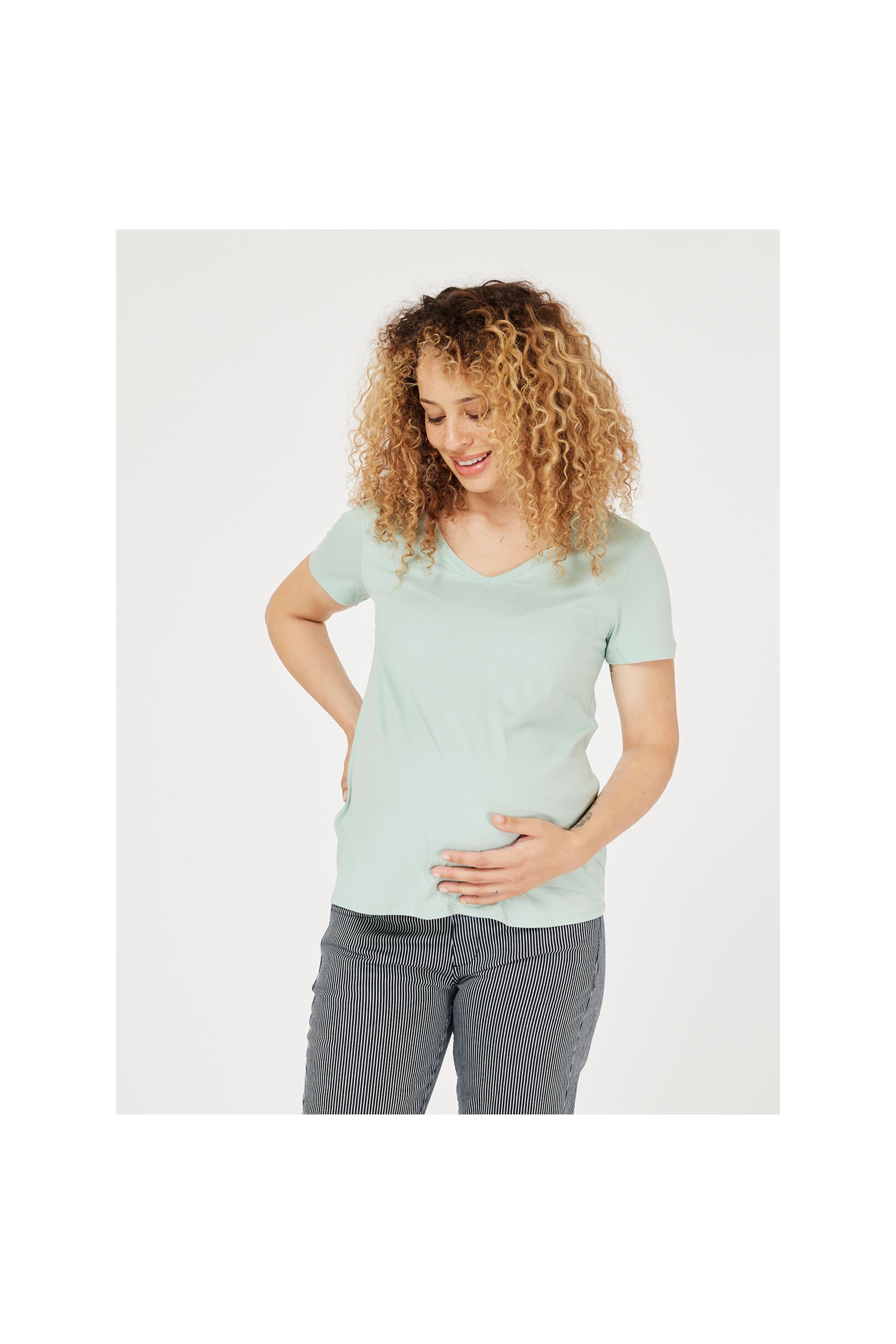 V-Neck Maternity Tee | Cake Maternity